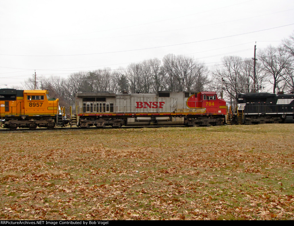 BNSF 784